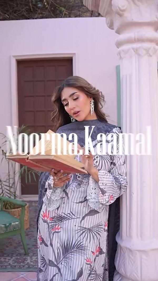 Lawn Kurta Set in Grey by Noorma Kaamal - NNY3189 | Laam.pk