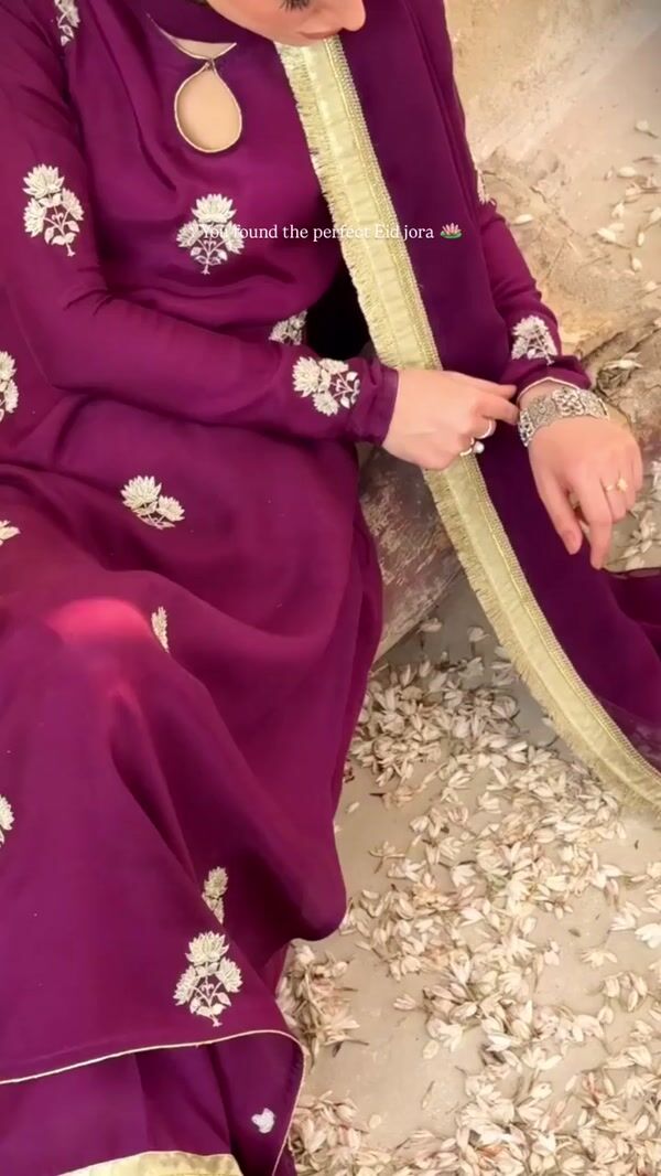 Kurta Set in Purple by Daak & Co. - VKN5635 | Laam.pk