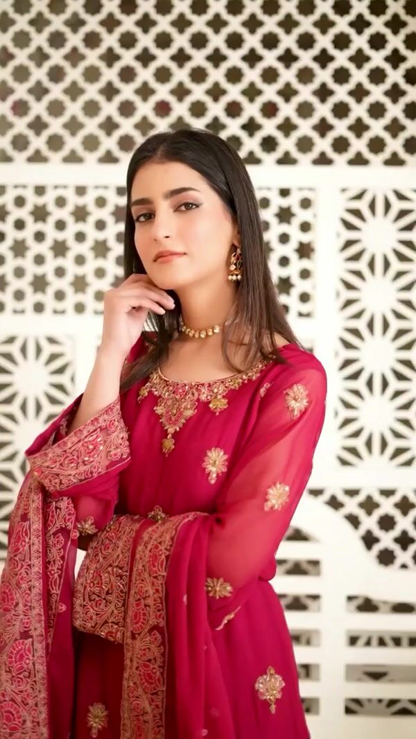 Kurta Set in Pink by Laleen - RBK9860 | Laam.pk